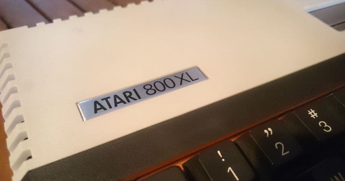 Atari 800XL | Video Game Hardware | VideoGameGeek