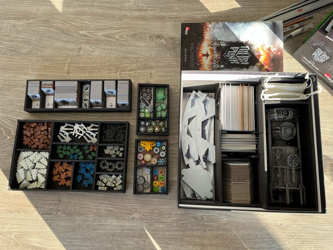 Component Storage | Frostpunk: The Board Game