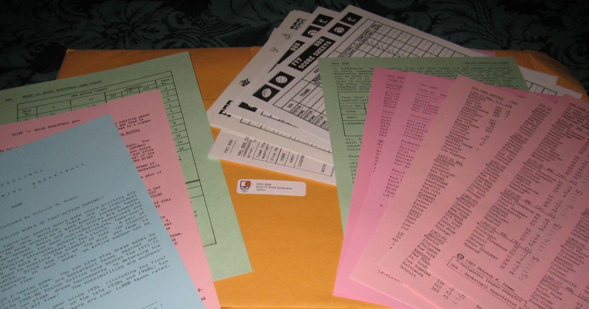 Brief 'n' Brisk Pro Basketball | Board Game | BoardGameGeek