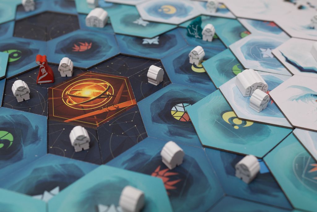 First Impressions of ICE – A Coffee Table Board Game | I C E