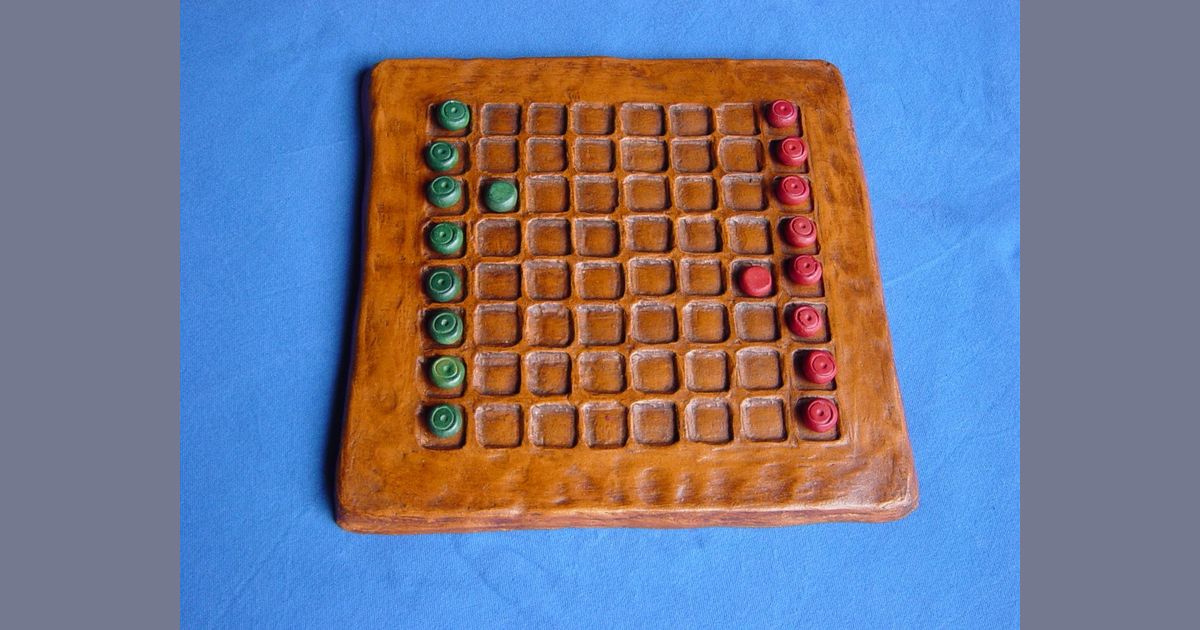 The Petteia Family of Games Reviewed