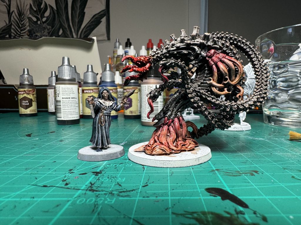 Fully Painted thanks to Speed and Contrast Paints. Just 40h over 22 ...