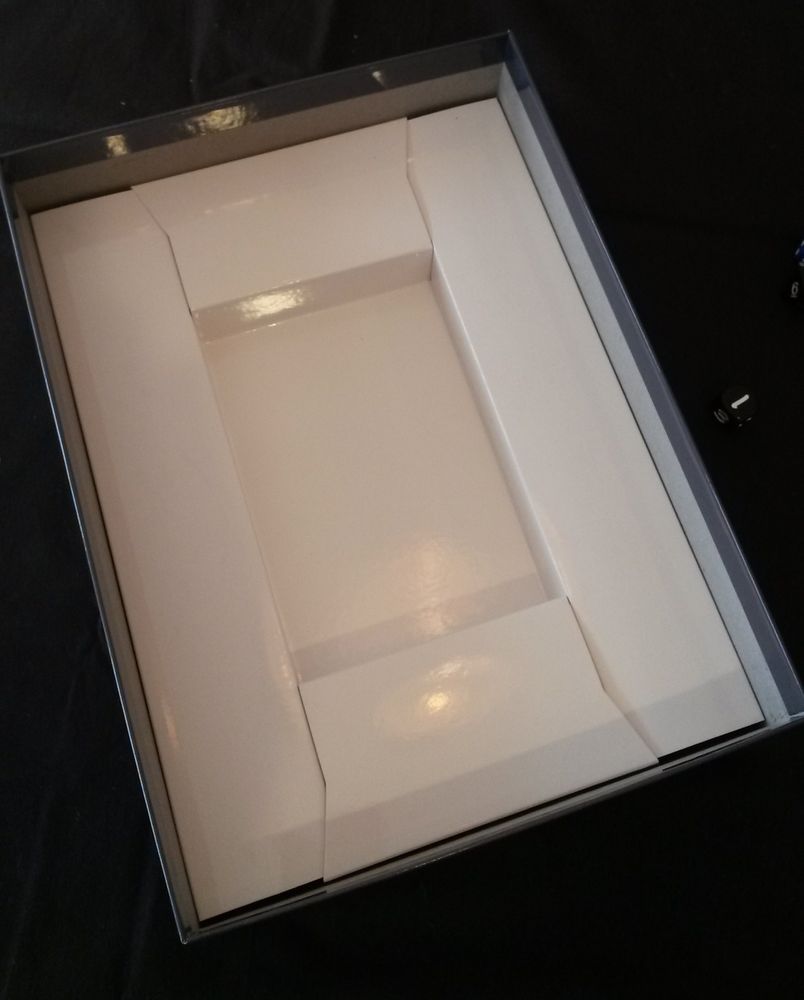 Flipping the Box Insert | By Stealth and Sea