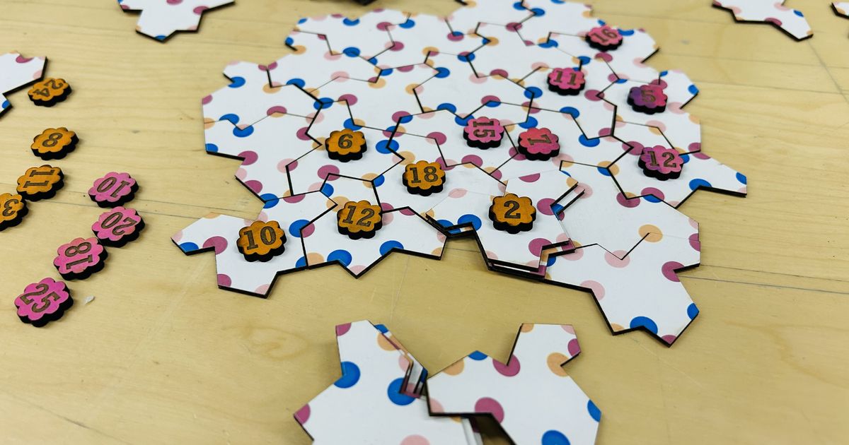 PolyDots | Board Game | BoardGameGeek