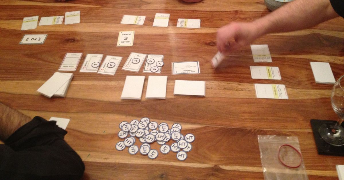 Ka-pow! The Superhero Team-up Game | Board Game | BoardGameGeek