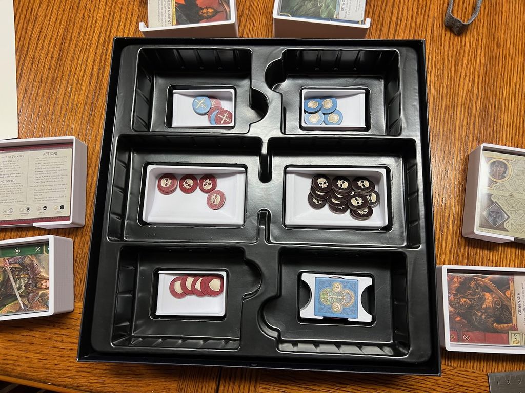 An insert for your insert | War of the Ring: The Card Game