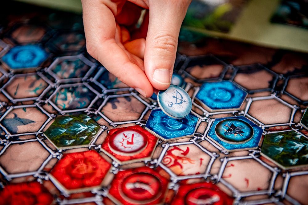 Primal Hex - Review @ BoardGameColors | Primal Hex