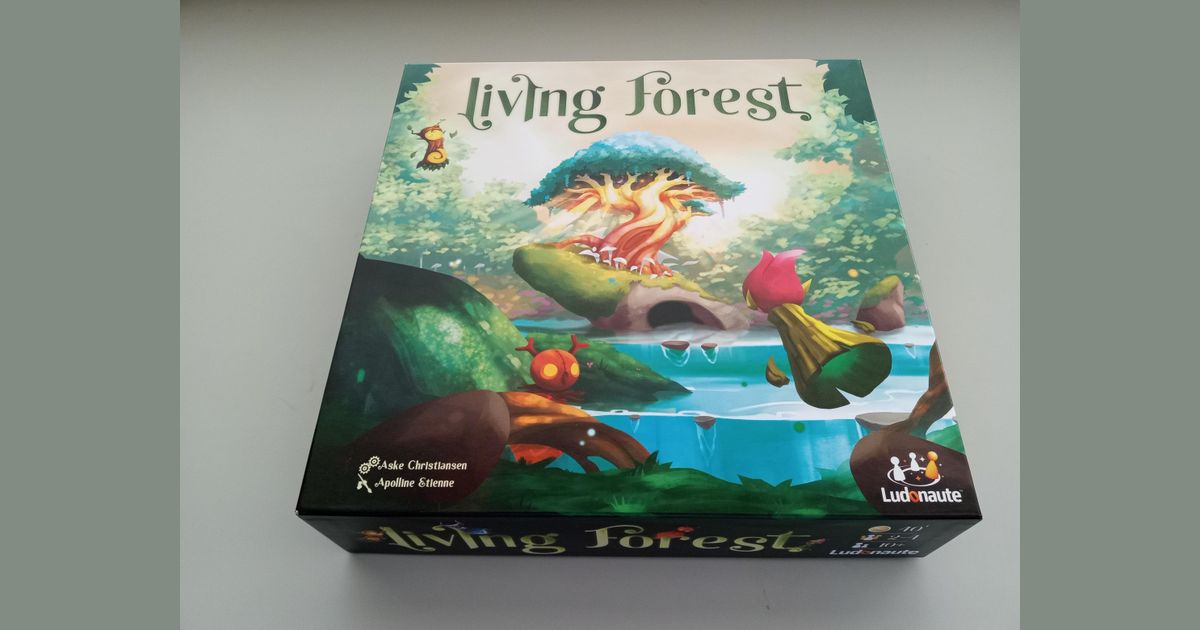 Living Forest: A Strategic Ecosystem | Shelf Wear