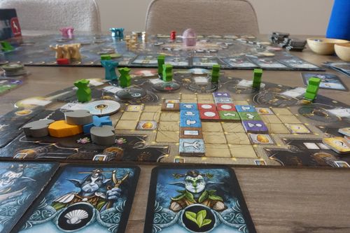 It`s weighing on me | One Single Meeple | BoardGameGeek