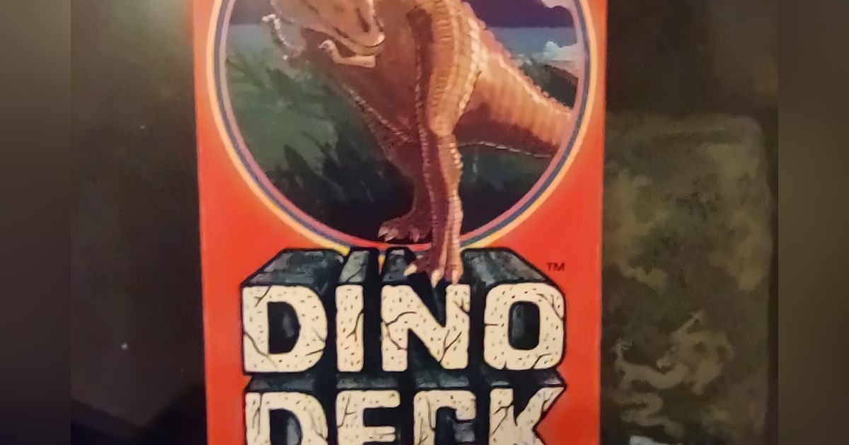 Dino Deck | Board Game | BoardGameGeek