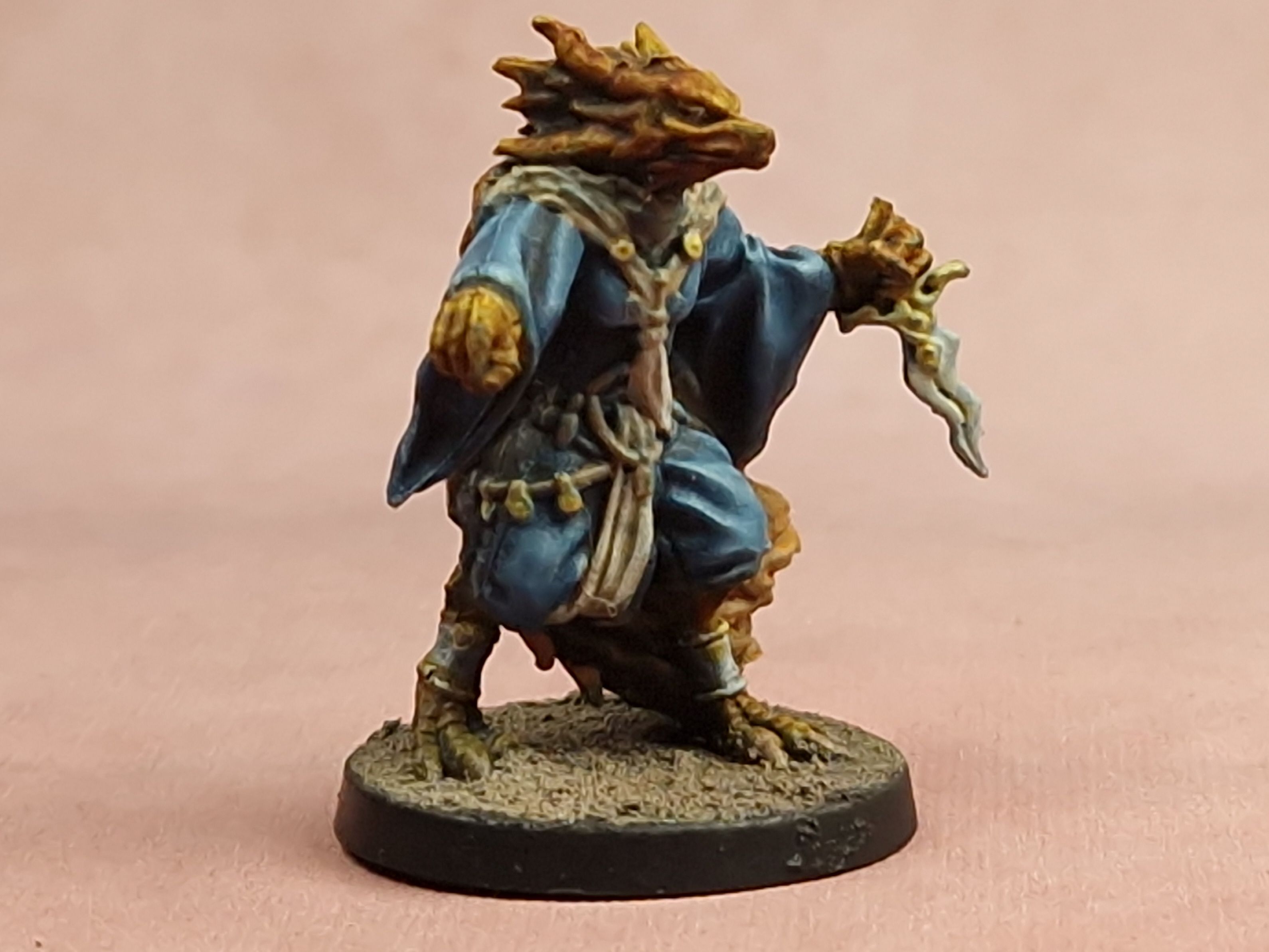 Lasting Tales - Fantasy Series 1: Female Dragonkin Warlock | Painted ...