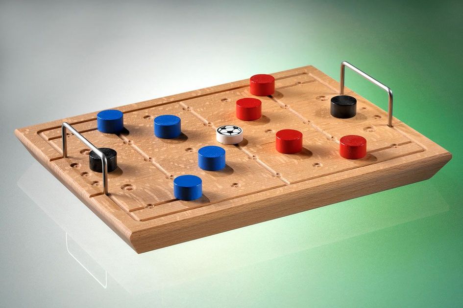 Kick-It | Board Game | BoardGameGeek