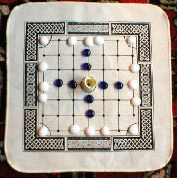 Fidhchell | Board Game | BoardGameGeek