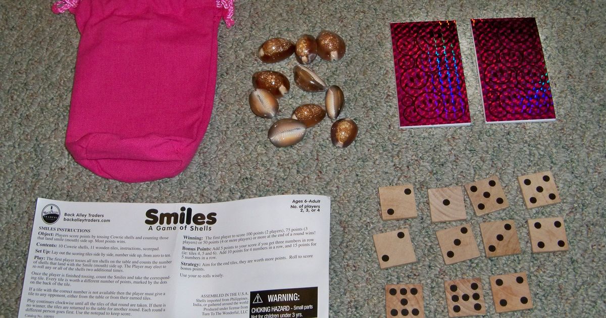 Smiles: A Game of Shells | Board Game | BoardGameGeek