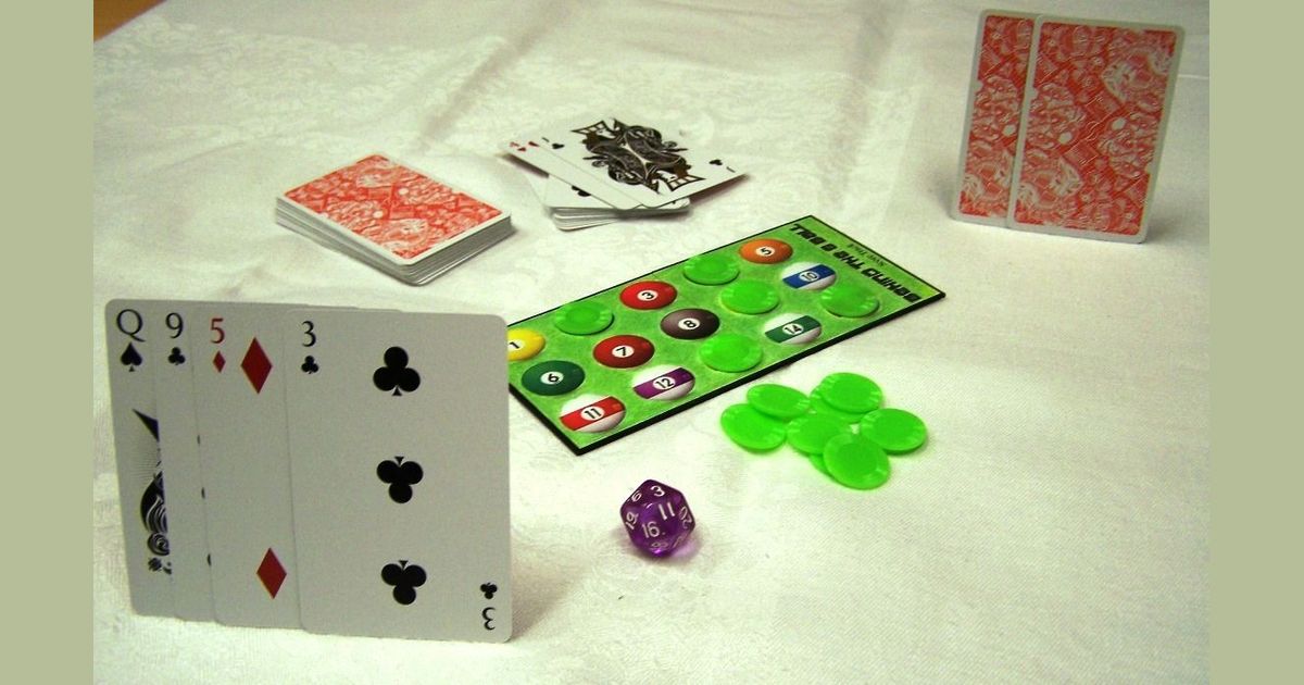 Behind the 8 Ball | Board Game | BoardGameGeek