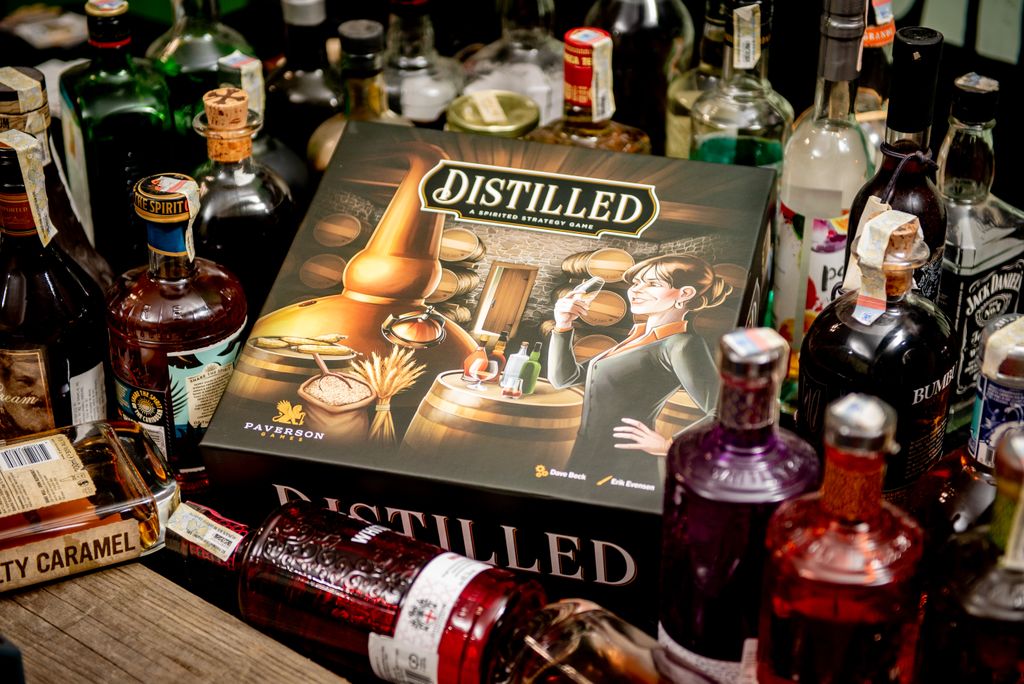 Distilled - Let's get drunk in 2 players - review @BoardGameColors | Distilled