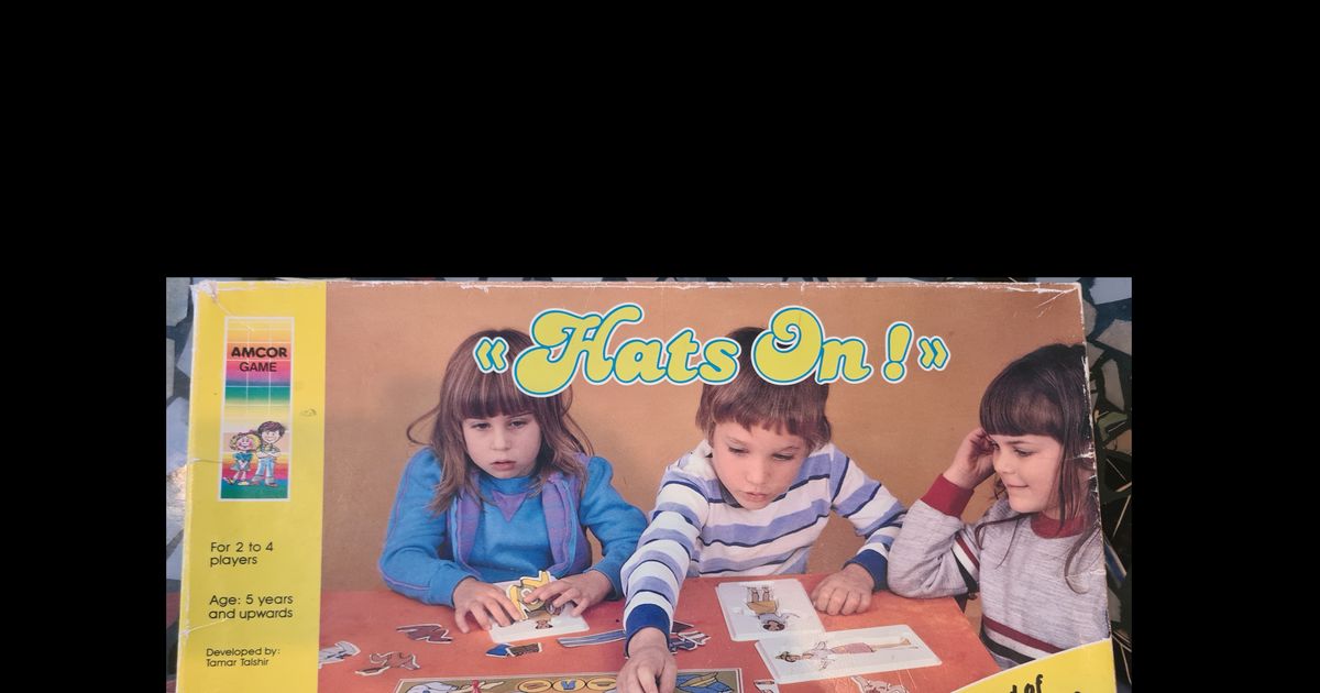 Hats On | Board Game | BoardGameGeek