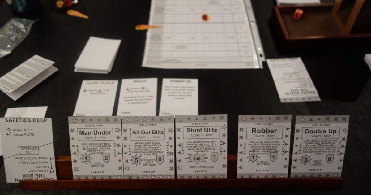 End Zone | Board Game | BoardGameGeek