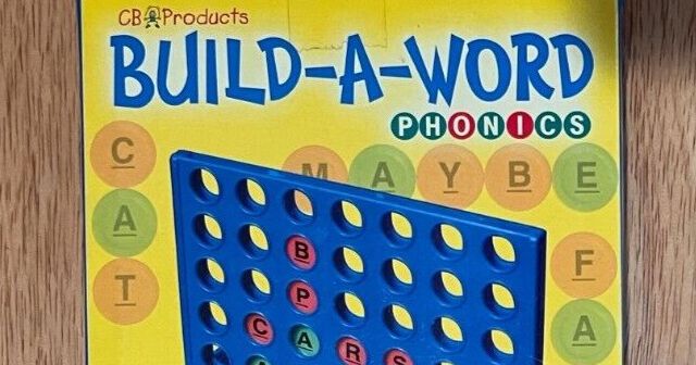 Build-A-Word Phonics | Board Game | BoardGameGeek