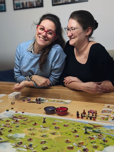 Our Charterstone campaign - A short sort-of review | LadybugMeeple's blog