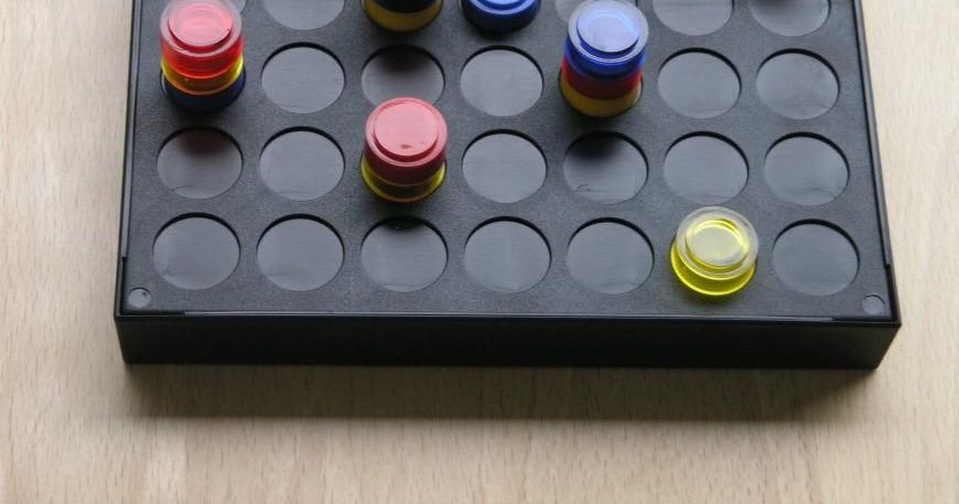 Quarks | Board Game | BoardGameGeek