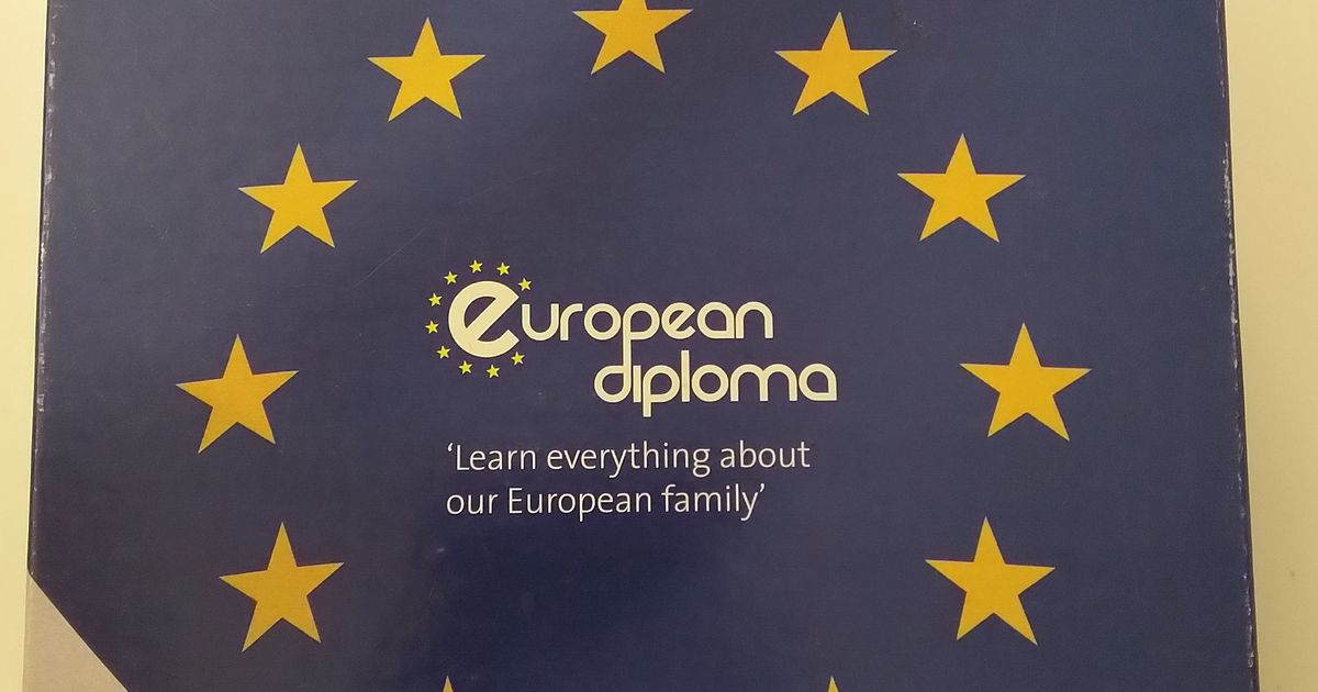 European Diploma | Board Game | BoardGameGeek