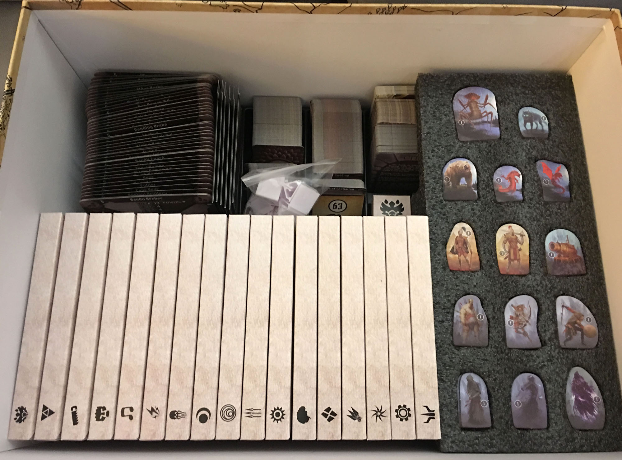 Gloomhaven Monster Standees organization solution (free and great ...