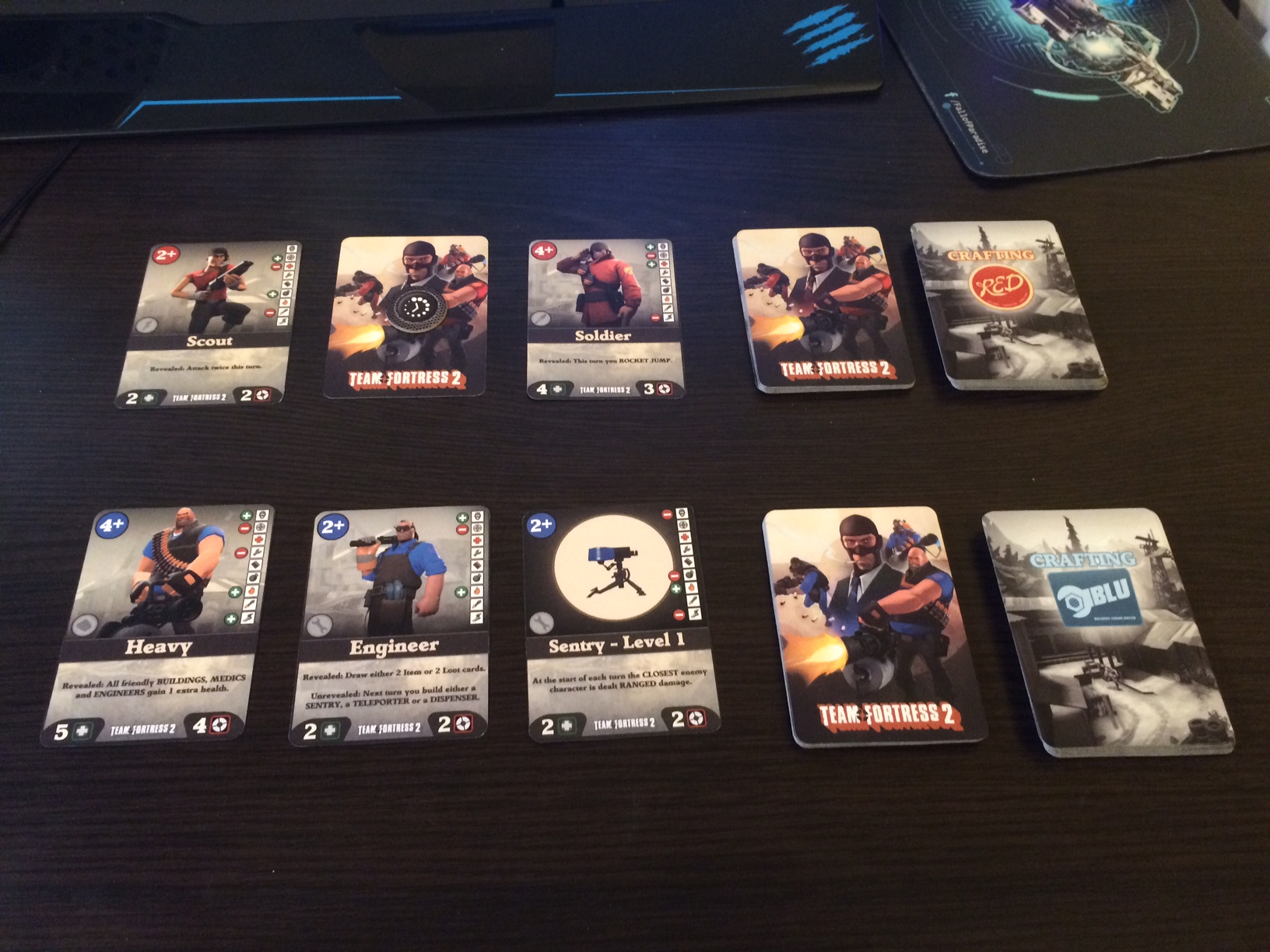 Team Fortress 2 - the card game, a team vs team cooperative game for 2 ...