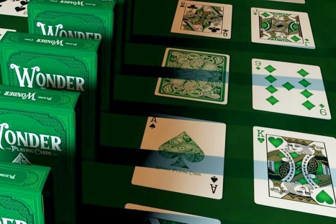 Kickstarter: Wonder Playing Cards - Emerald Edition