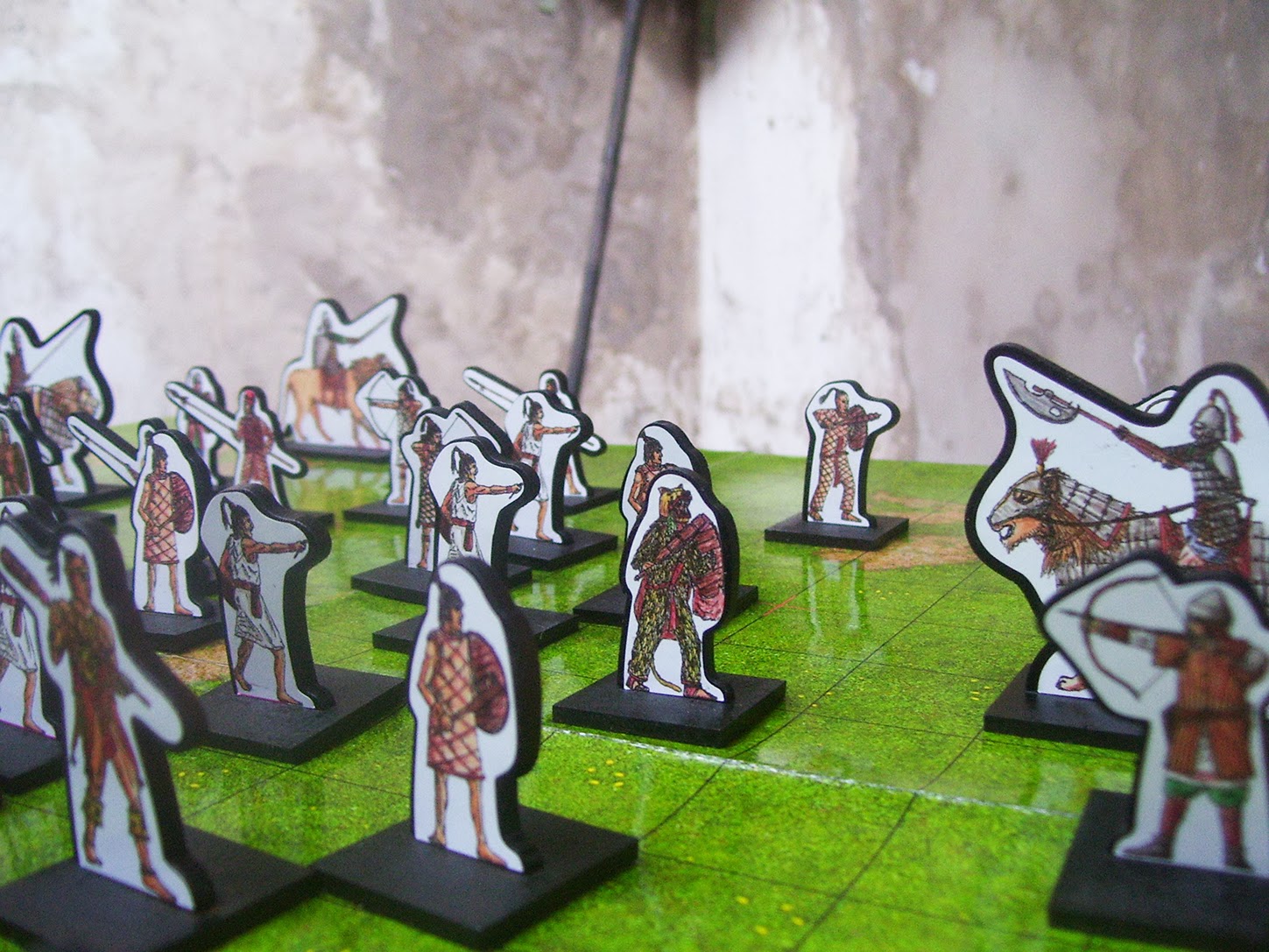 Generic/Standard plastic TOKEN-Miniatures/standees for board games