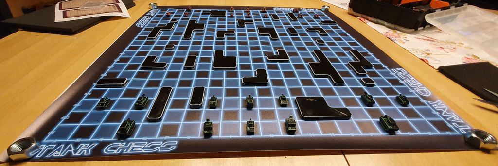 Tank Chess TRON-Style Build | Tank Chess