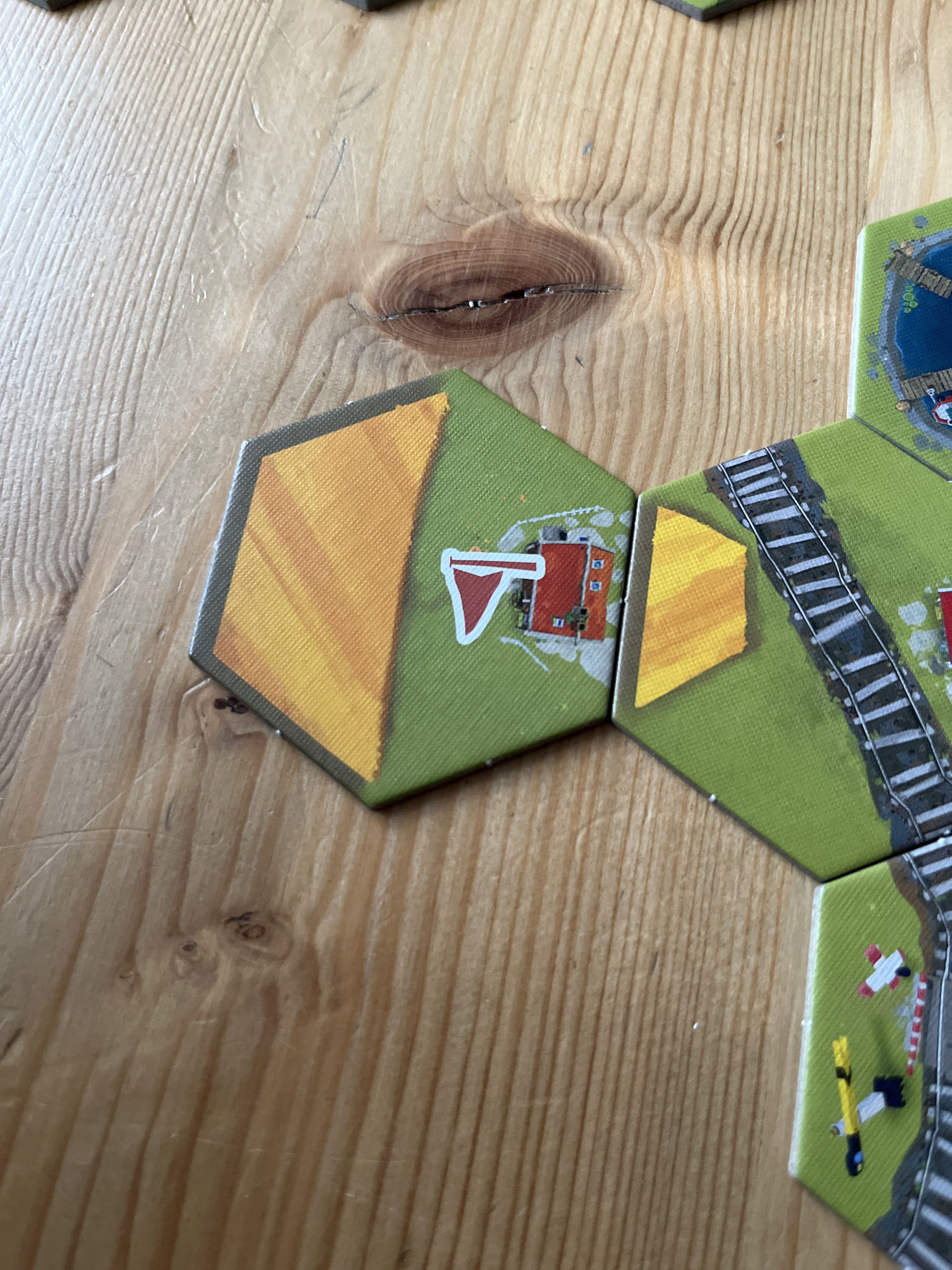 Is a flag its own territory? | Dorfromantik: The Board Game