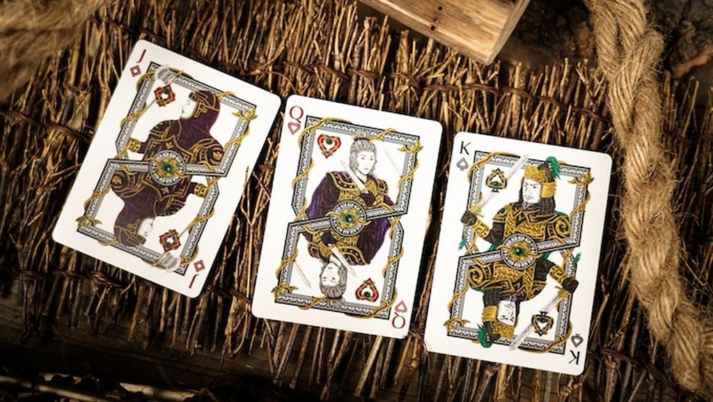 Kickstarter: White Tiger Playing Cards (Limited Edition Collector's Box ...