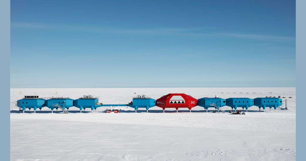 The Base Modules | A Pretty Cool Game: An Antarctic Game Designer Diary