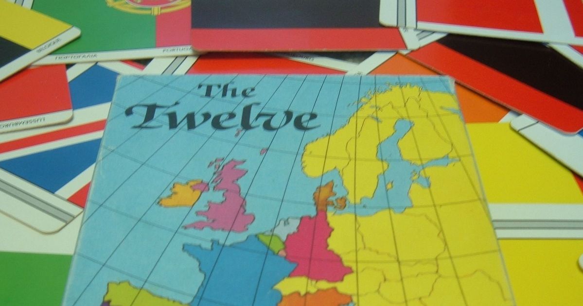 The Twelve | Board Game | BoardGameGeek