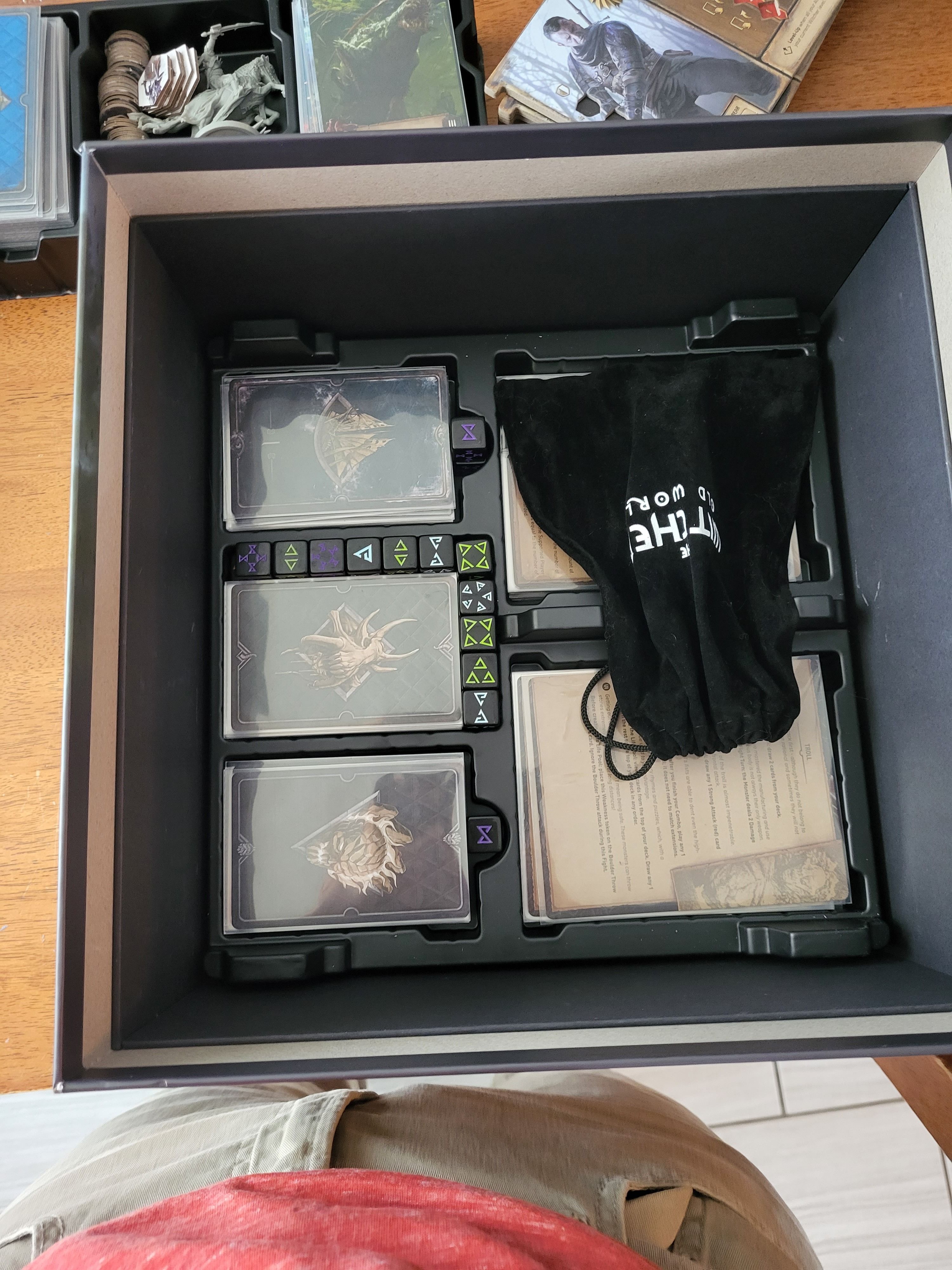 How's everyone packing their big boxes? | The Witcher: Old World