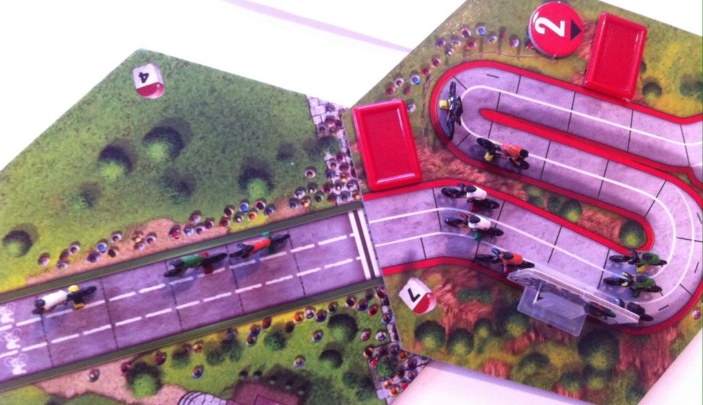 Comparing Flamme Rouge with Leader 1 SOLO | Flamme Rouge | BoardGameGeek