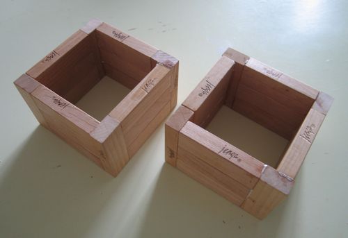 How to build a dice tower using 1 copy of Jenga and 3 copies of ...