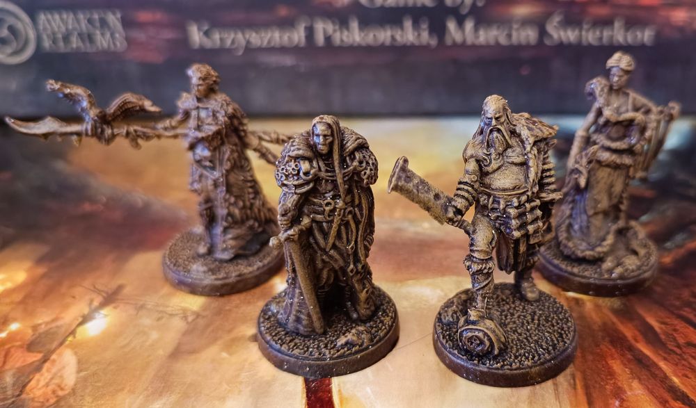Painted minis - "Shadows and dust" style. | Tainted Grail: The Fall of ...
