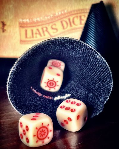 liar's dice