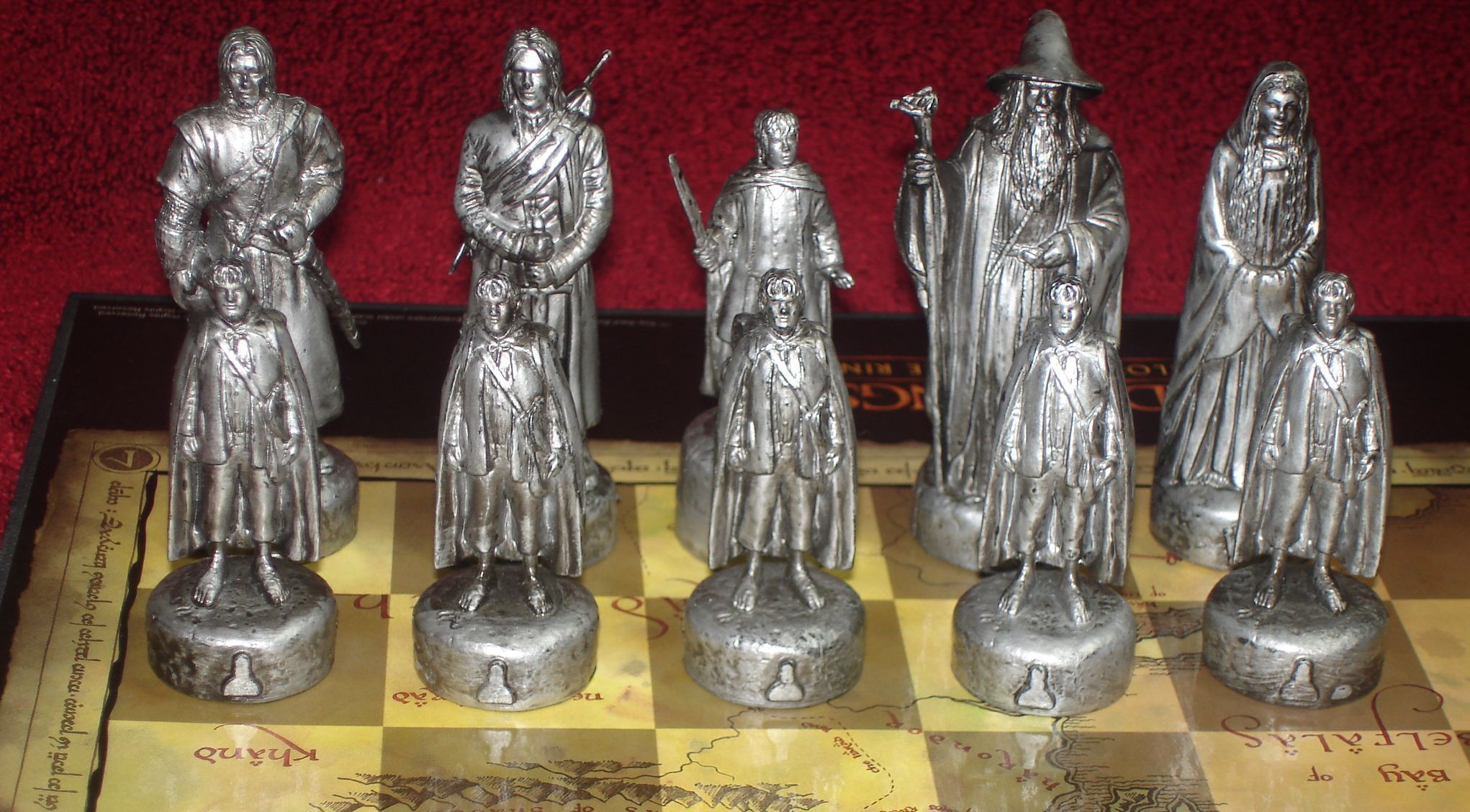 Fellowship of the Ring Chess Set - A Component Review | Chess ...