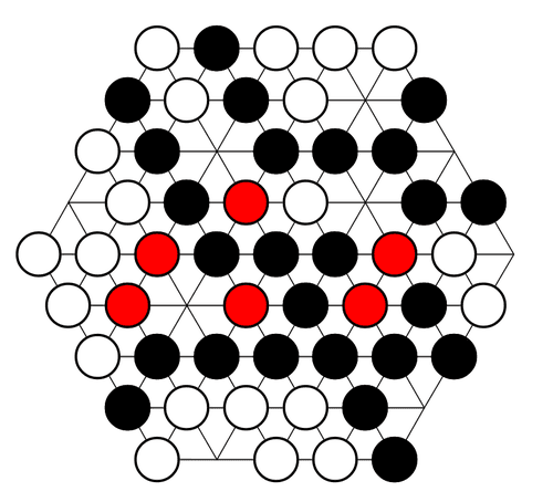 [new game: Melehgon] Ladders in hexagonal go variants | Abstract Games