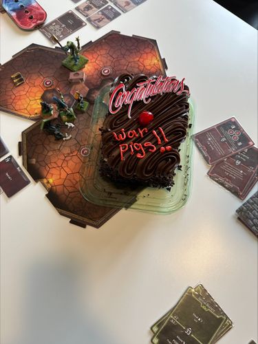 cake war pigs