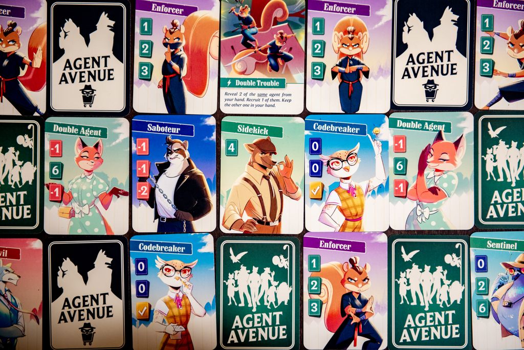 Catch me if you can - "Agent Avenue" review @BoardGameColors | Agent Avenue