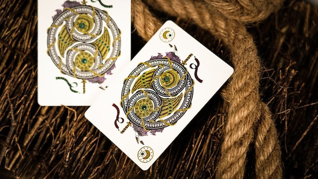 Kickstarter: White Tiger Playing Cards (Limited Edition Collector's Box ...