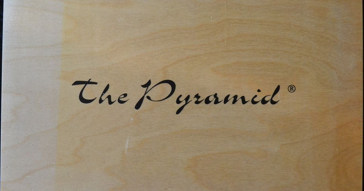 The Pyramid | Board Game | BoardGameGeek