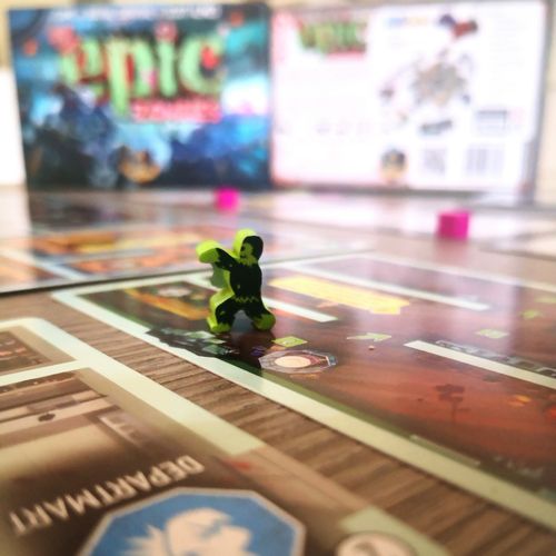 Tabletop For World Reviews... Tiny Epic Zombies! | Tiny Epic Zombies