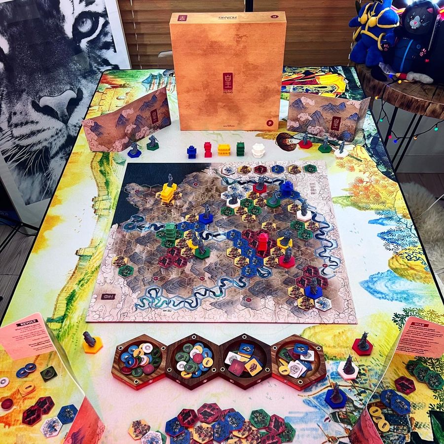 Another visual mess | HUANG