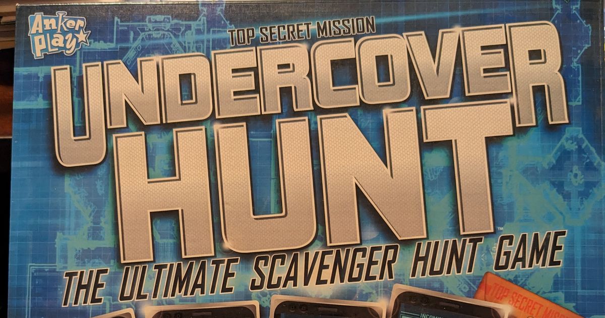 Undercover Hunt | Board Game | BoardGameGeek