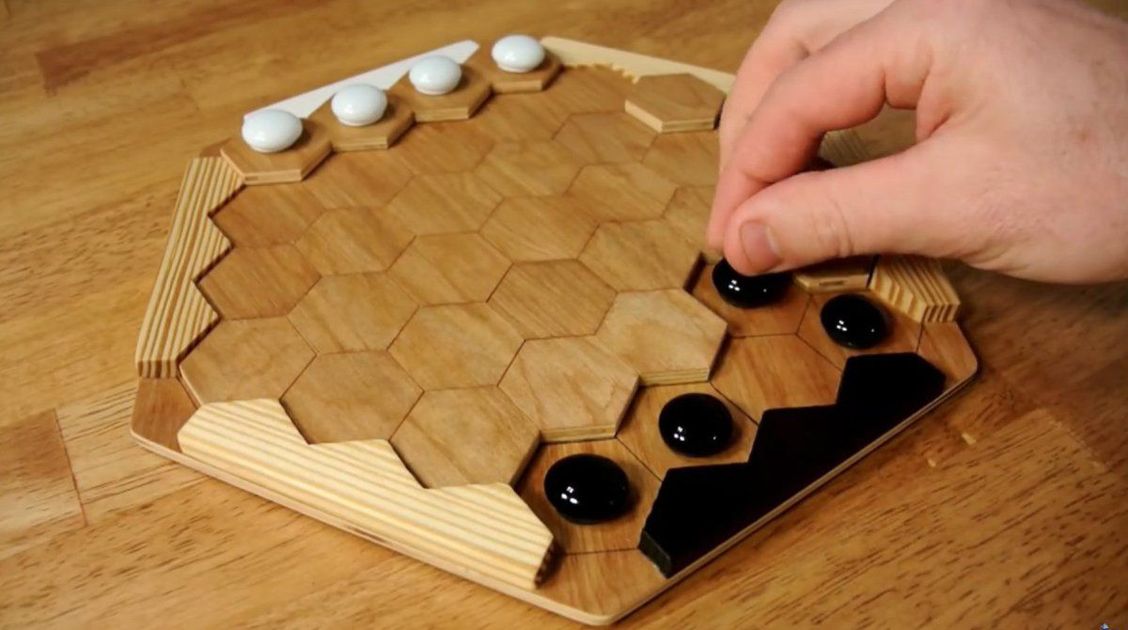 Hexagonal Iso-Path | Board Game | BoardGameGeek